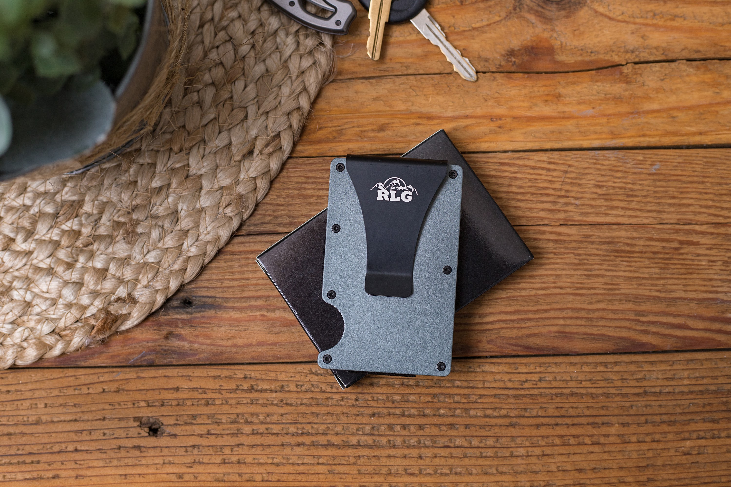 Gunmetal-top – RUGGED LIFE GEAR